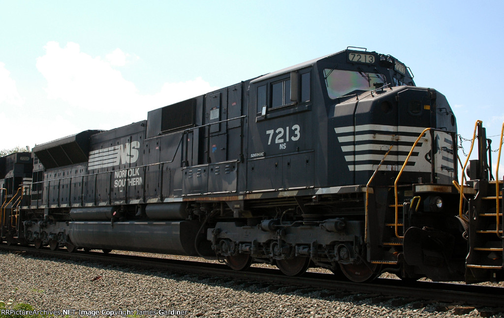 NS 7213